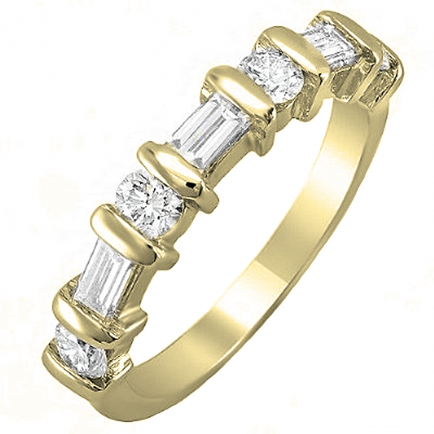 Buy 0.64 Carat Baguette and Round White Diamond Alternate Bar Set ...